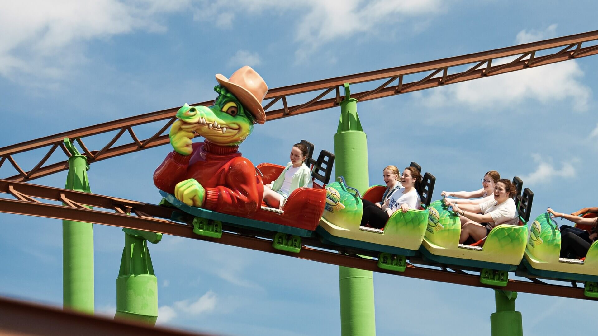 Green Scream - Adventure Island